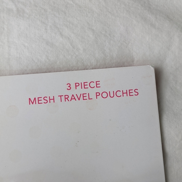 Isaac Mizrahi | Bags | Isaac Mizrahi Nip 3 Piece Mesh Travel Pouch Set Polka Dot Black White ...